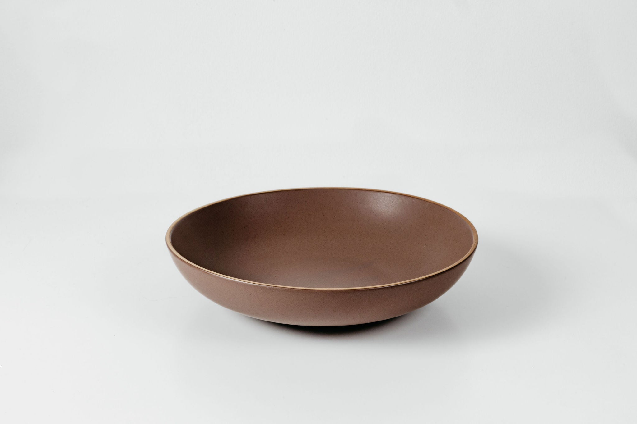 10.25” Shallow Serving Bowl – Lineage Ceramics