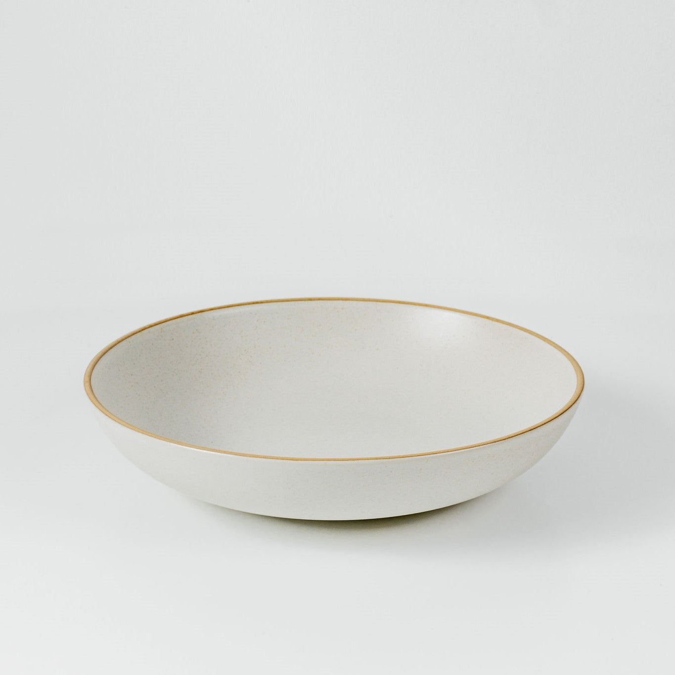 10.25” Shallow Serving Bowl – Lineage Ceramics