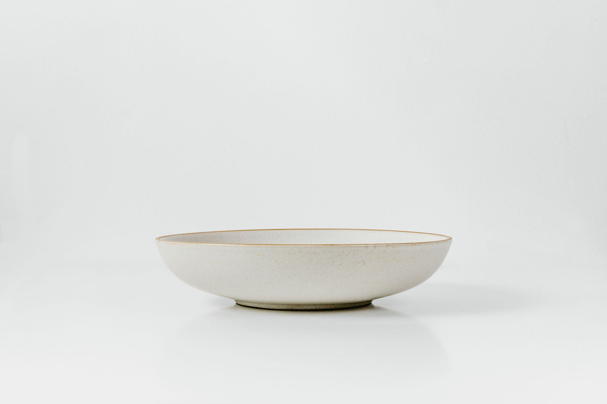 10.25” Shallow Serving Bowl – Lineage Ceramics