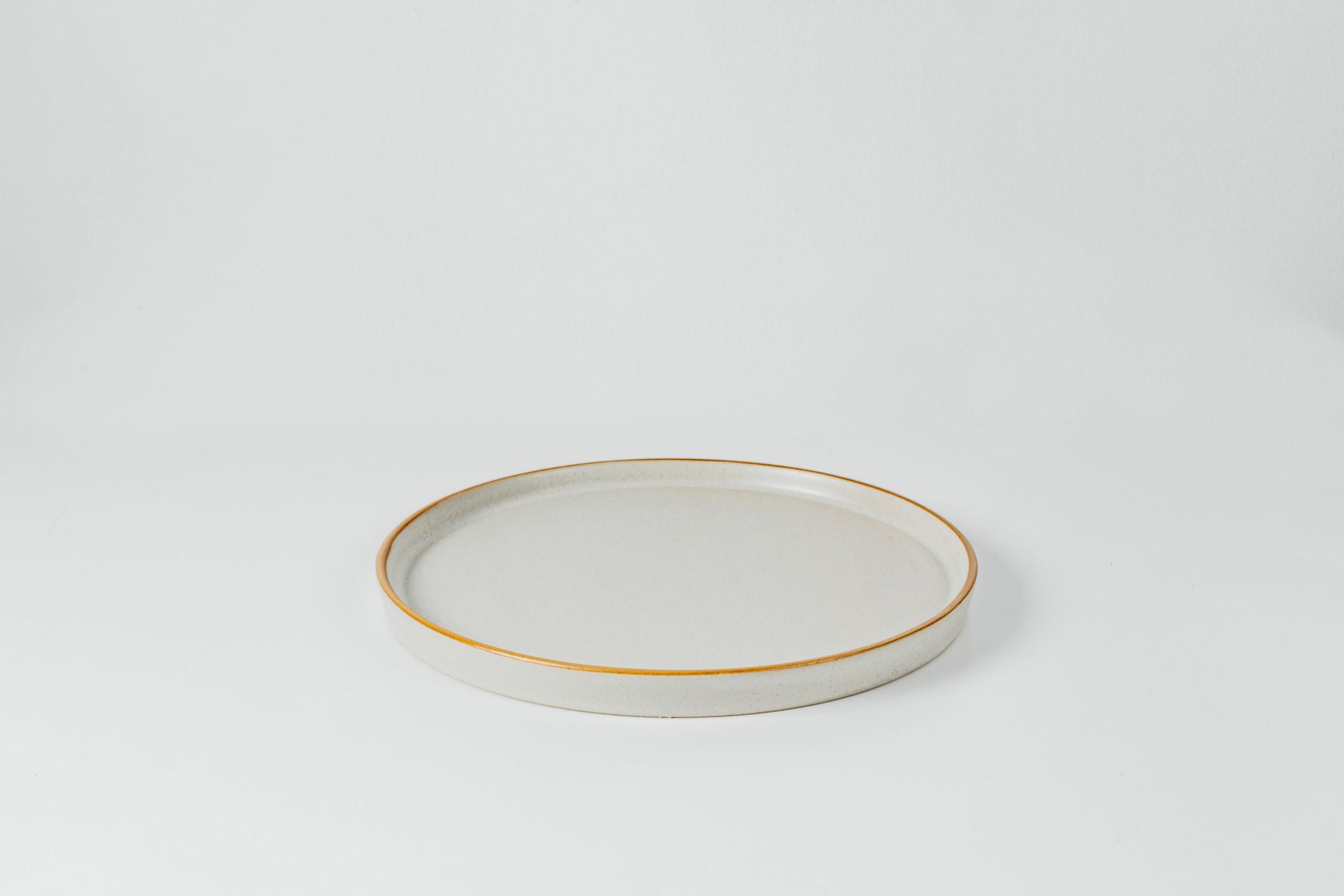 10” Entrée Plate – Lineage Ceramics