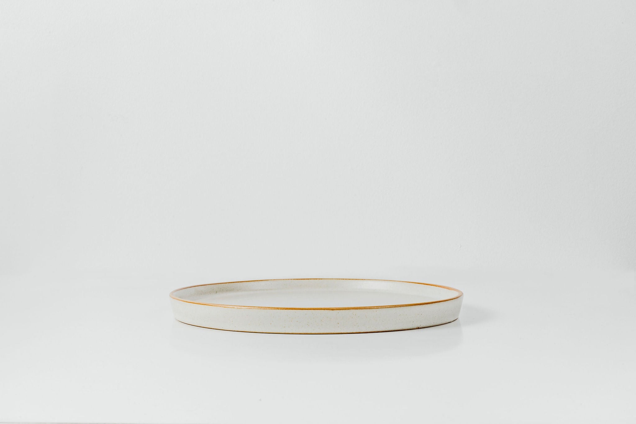 10” Entrée Plate – Lineage Ceramics